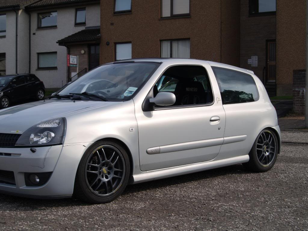 picture request, ns clio's with 16 inch wheels and lowerd | ClioSport.net